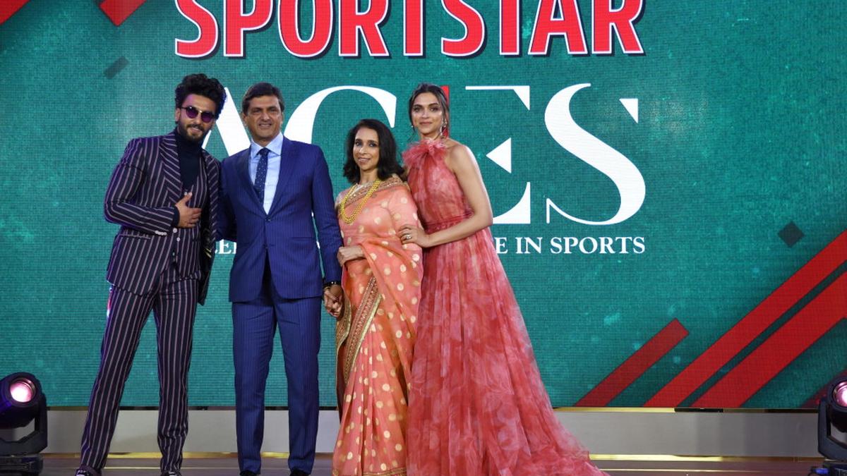Sportstar Aces Awards: WATCH - Prakash Padukone shines, Deepika Padukone and Ranveer Singh share ...