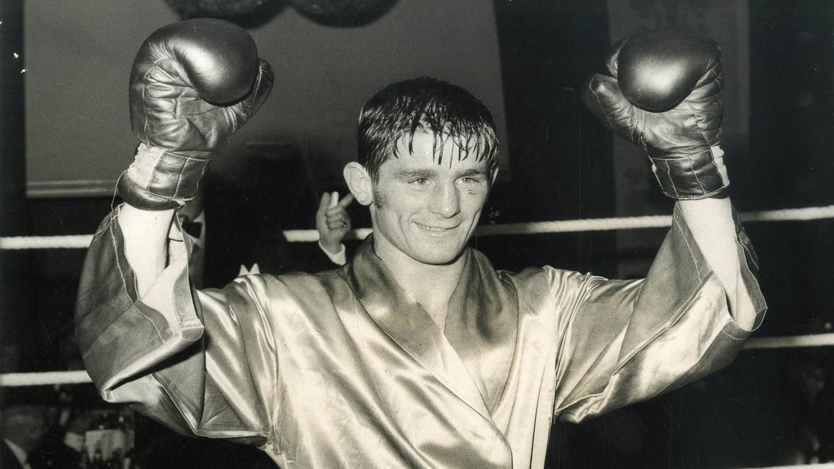 Former boxing world champion Johnny Famechon dies aged 77 - Sportstar