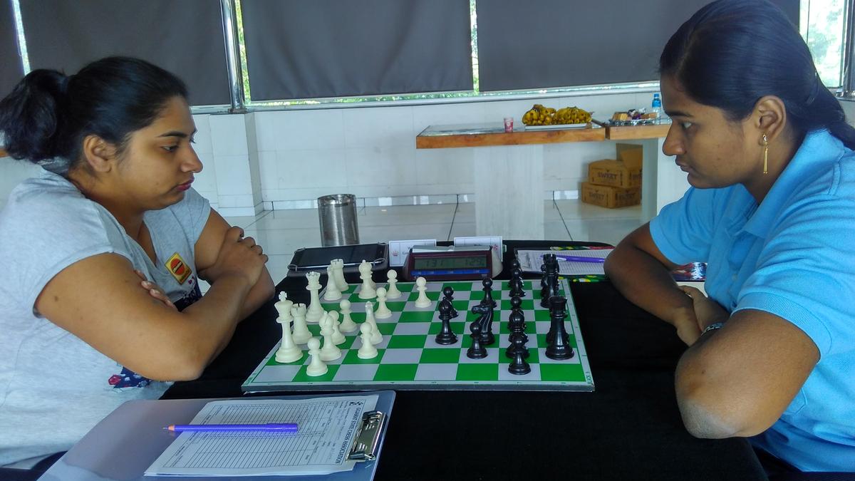 National Women's Chess: Padmini back in sole lead - Sportstar