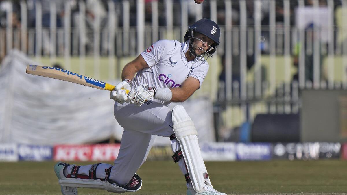 Watch: Joe Root bats left-handed vs Pakistan in Rawalpindi Test - Sportstar