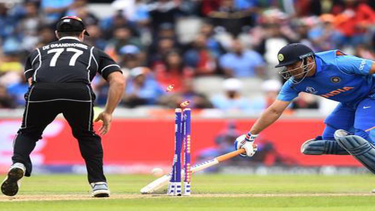Dhoni retires: Run-out in first international match, run-out in the ...