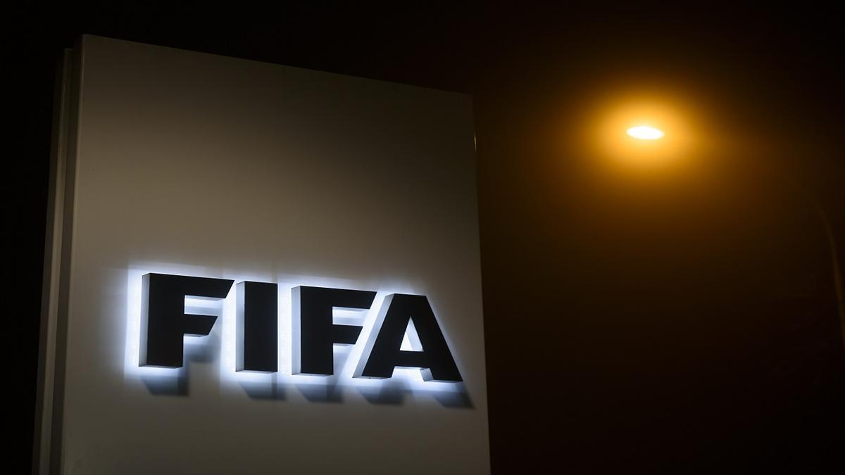 FIFA medical chairman confirms concussion substitute talks - Sportstar
