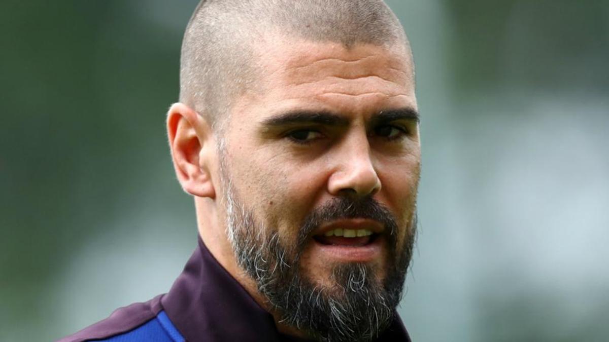 Barcelona sacks Victor Valdes as under-19 coach - Sportstar