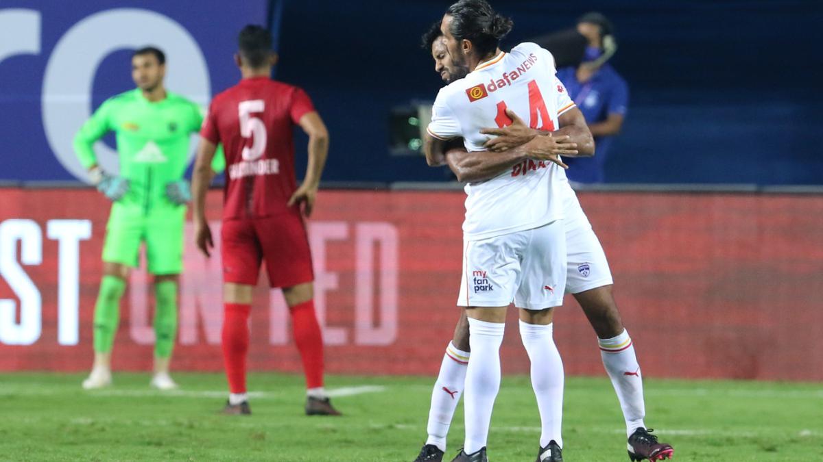 ISL 2020-21 Highlights NorthEast United vs Bengaluru FC: Bheke strike snaps BFC's losing streak ...