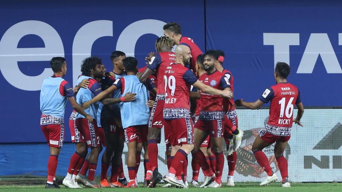 ISL 2020-21 highlights, JFC vs ATKMB: Valskis goals give Jamshedpur 2-1 win over ATK Mohun Bagan ...