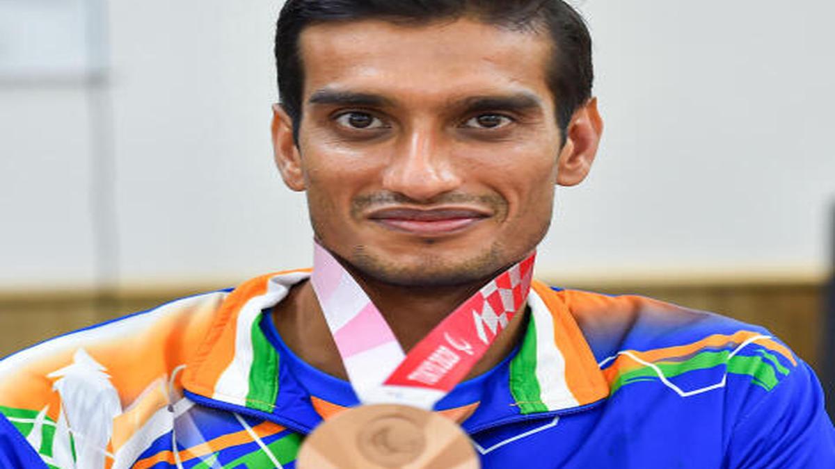Paralympics medallist Sharad Kumar worried about his coach in Ukraine ...