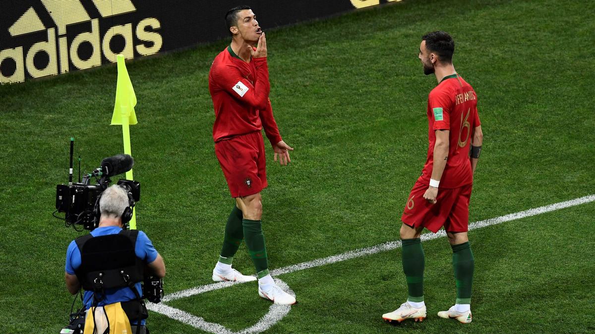 FIFA World Cup 2018: Ronaldo flits like a butterfly, Messi still in a ...