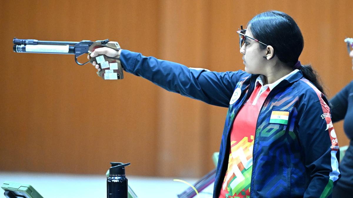 ISSF World Cup, Buenos Aires 2025: Suruchi-Saurabh pair wins bronze in mixed air pistol - Sportstar
