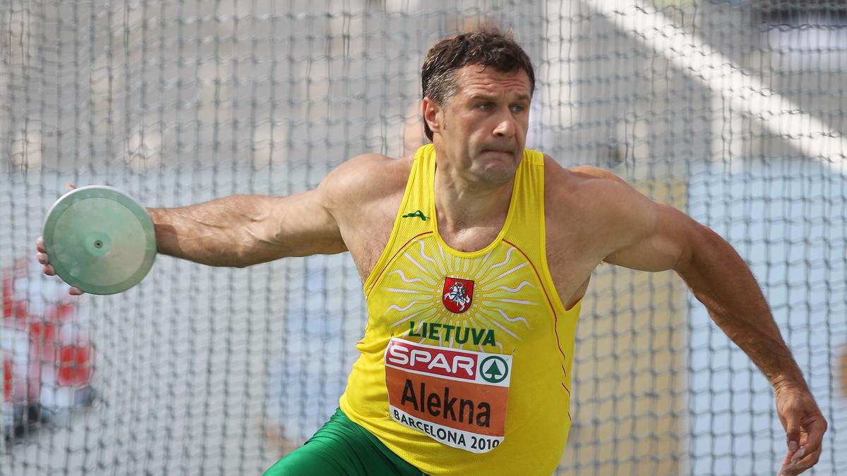How heavy is the men and women’s discus at the Olympics? - Sportstar