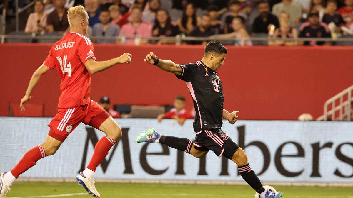 CHI 1-4 MIA Highlights; Major League Soccer: Luis Suarez scores twice ...
