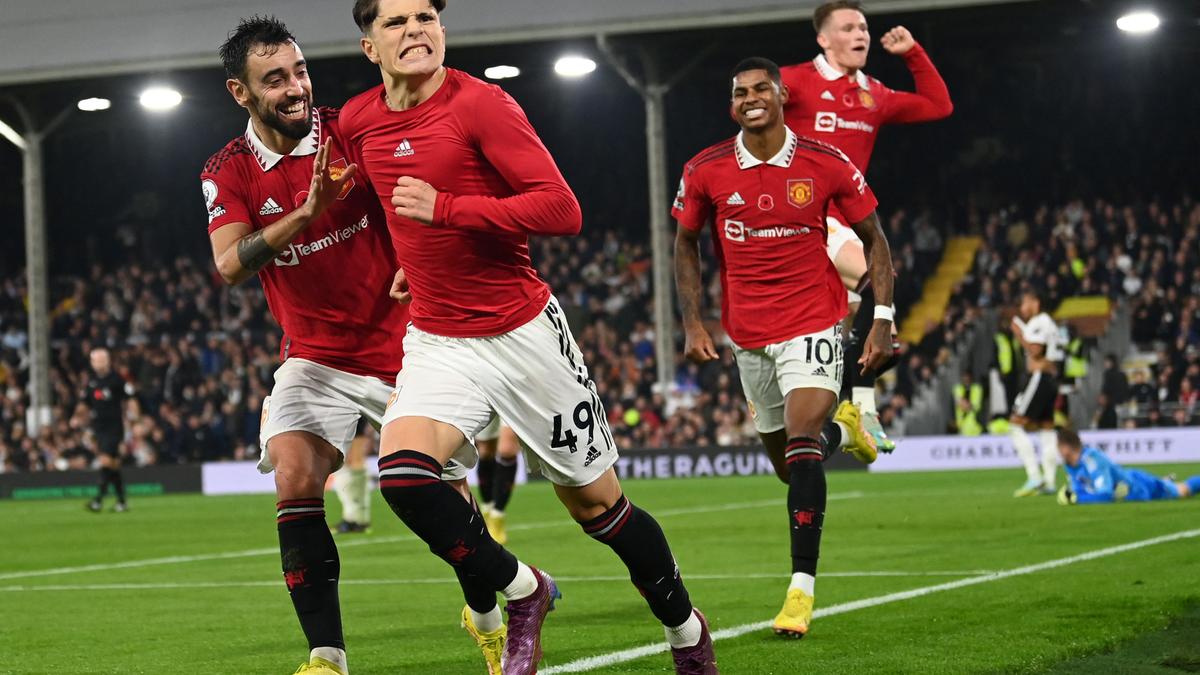 Premier League: Garnacho grabs late winner as Manchester United beats ...