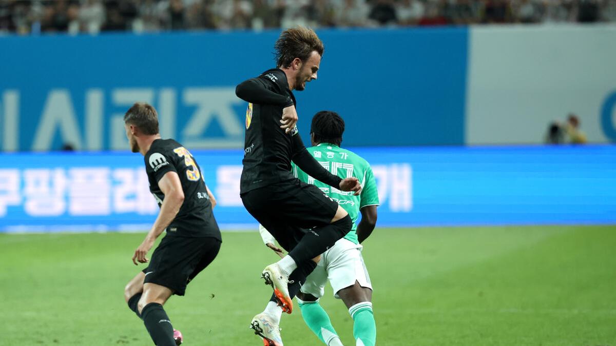 James Maddison suffers ‘brutal’ knee injury in Son Spurs farewell match ...