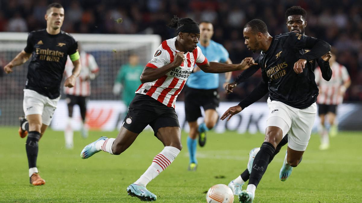 PSV beats Arsenal to book Europa League last-16 spot, Lazio wins ...
