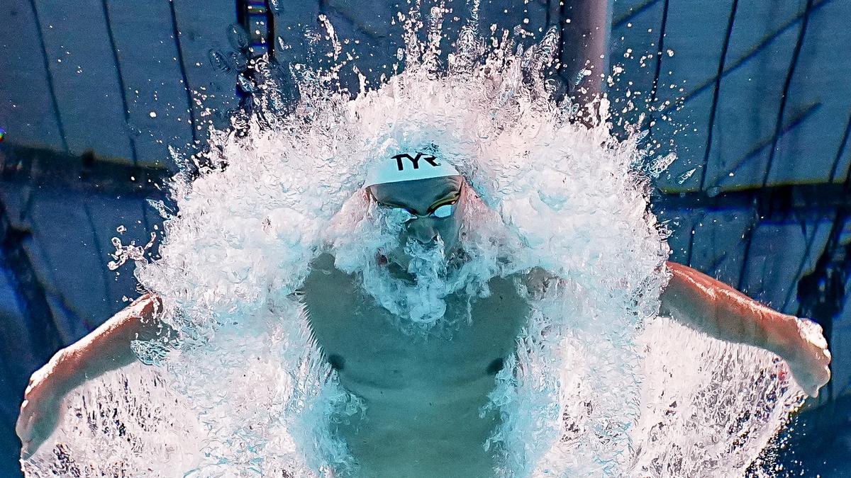 How a sleepless Leon Marchand clinched gold at Swimming World ...