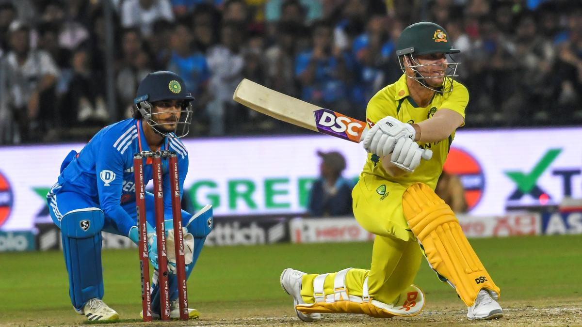 WATCH: David Warner bats right-handed against Ashwin during IND vs AUS ...