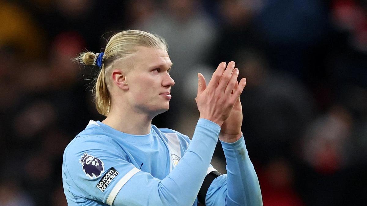 Manchester City vs Chelsea LIVE score, Premier League 2025-26: Lineups ...