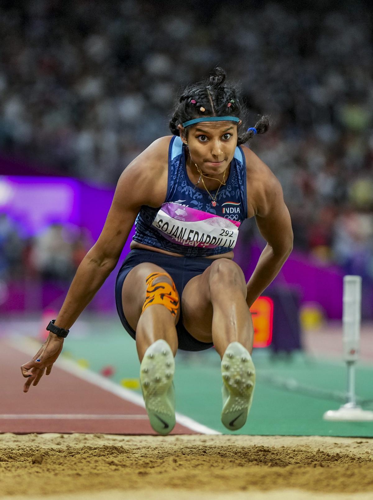 Asian Games 2023: Womens Long Jump Silver Medalist Ancy Sojan Story ...