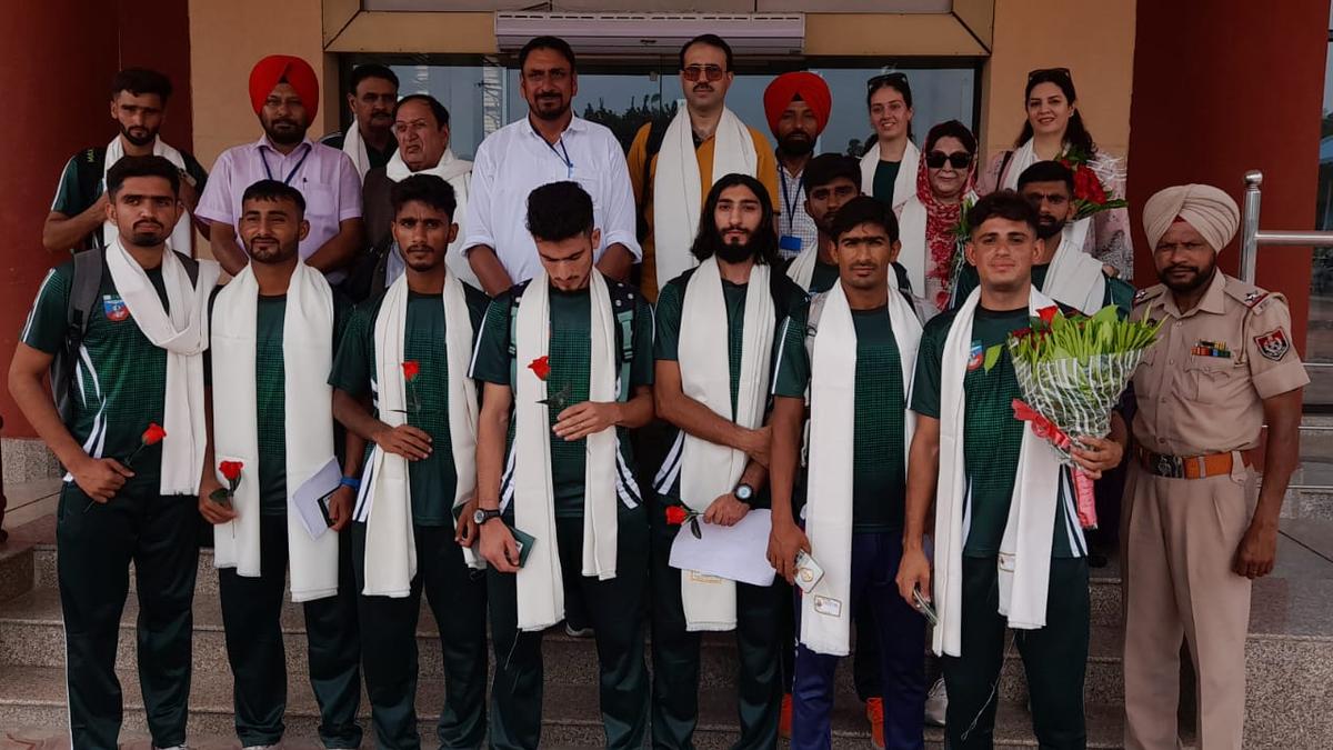 Pakistan athletes arrive in India for SAAF Jr Championships through ...