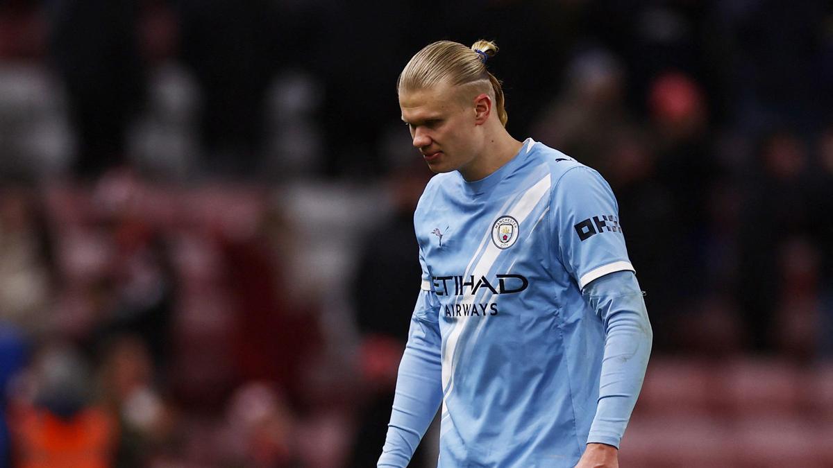 Premier League 2025/26: Man City's title bid damaged by Sunderland ...