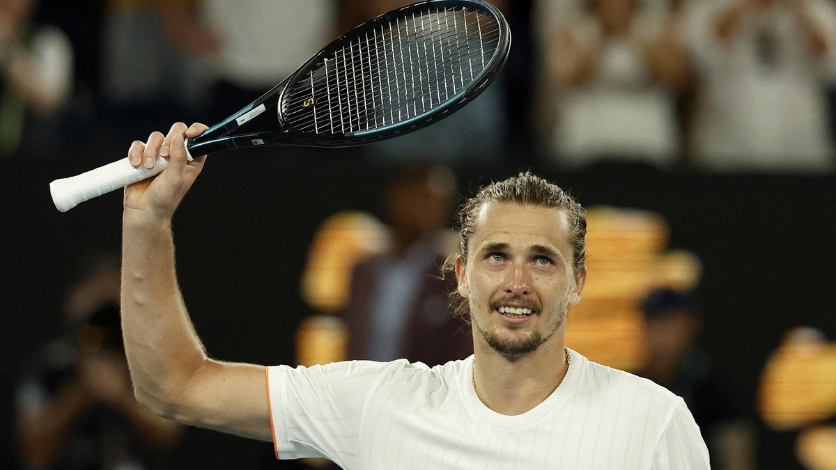Australian Open 2026: Zverev battles past Tien to enter semifinals ...