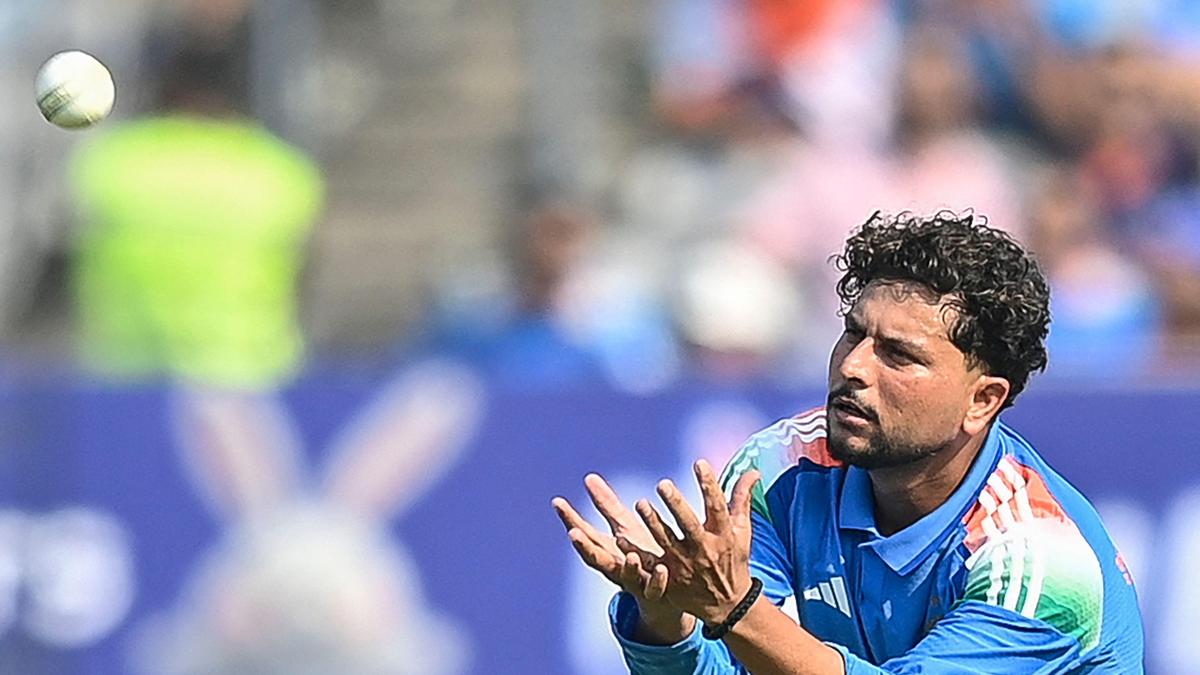 IND vs NZ Live Score 1st ODI: Kuldeep dismisses Phillips; New Zealand ...