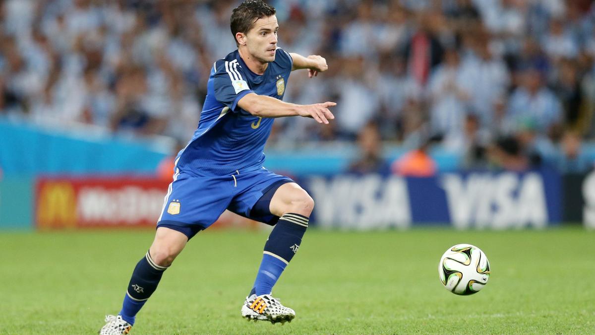 Fernando Gago retires after string of injuries - Football News ...