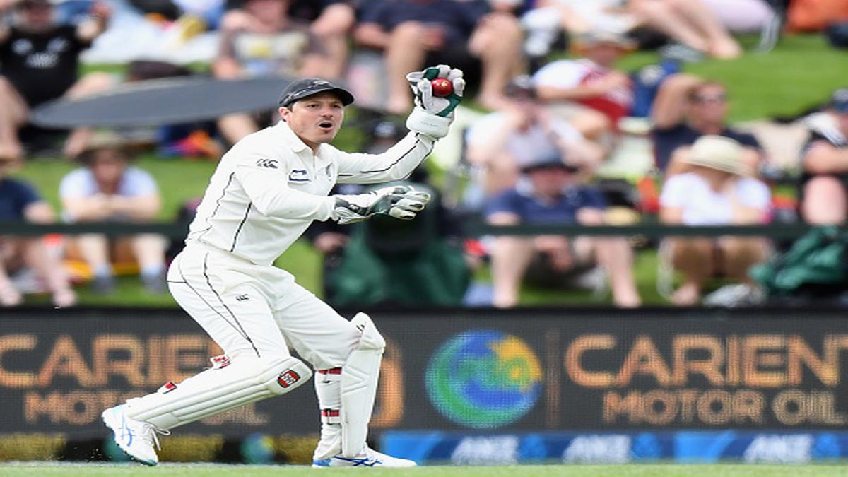 New Zealand's Watling ruled out of second England Test with back injury ...