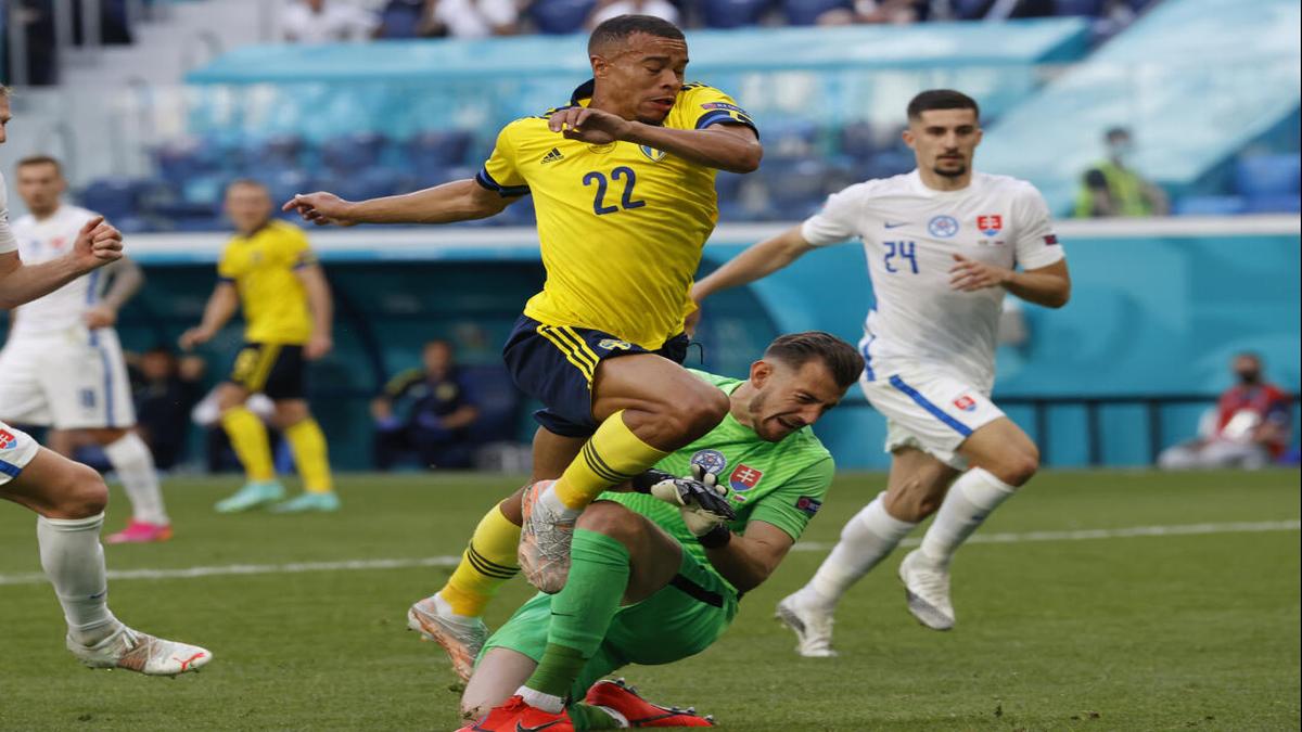 Barbers got us in trim for Slovakia win, says Sweden's Robin Quaison ...