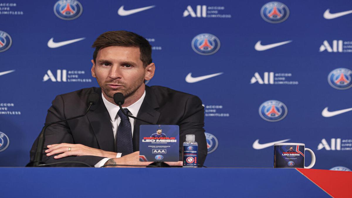 Messi back in training after joining PSG - Sportstar