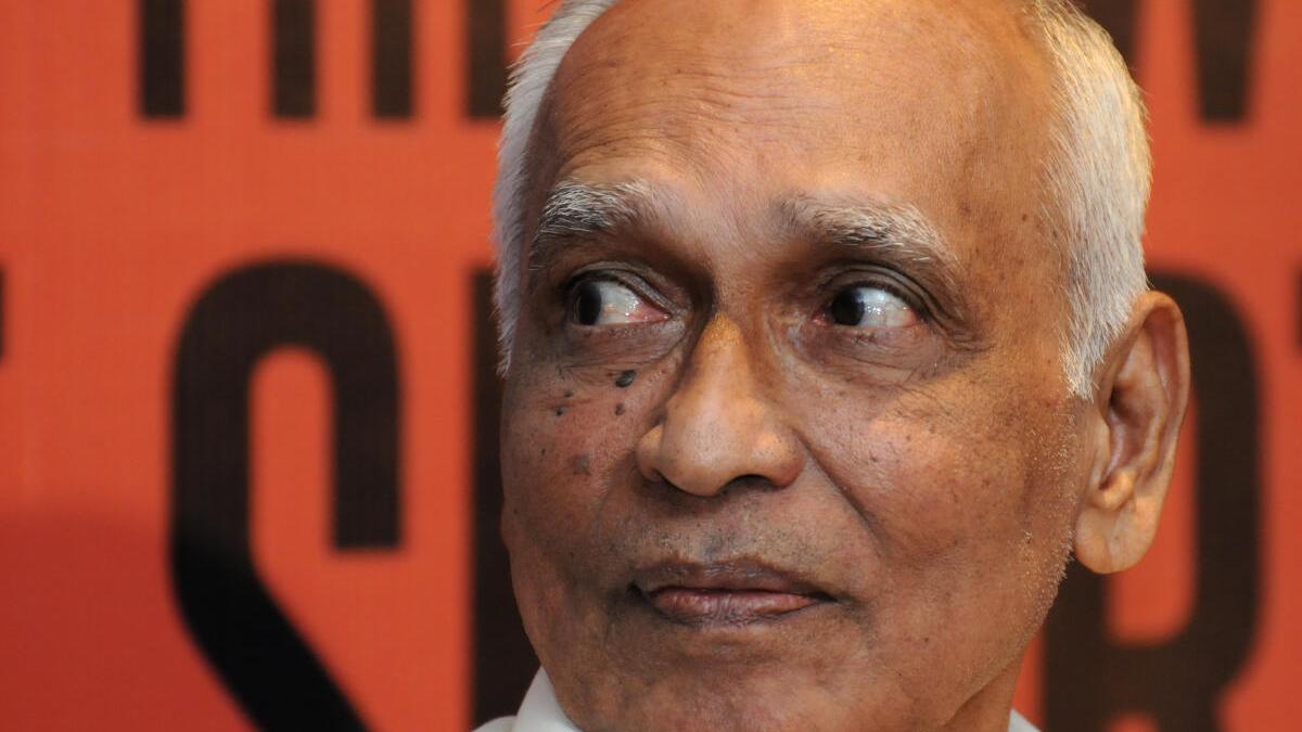 Olympian footballer O. Chandrasekharan passes away - Sportstar