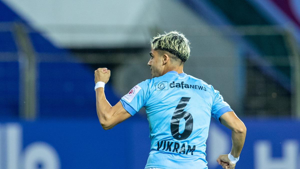 Vikram Pratap Singh - Whenever I play for Mumbai City FC, I want to ...