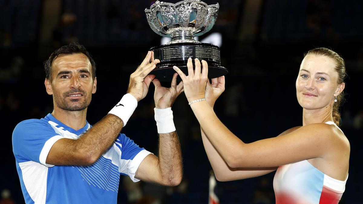 Mladenovic and Dodig cruise to Australian Open mixed doubles title ...