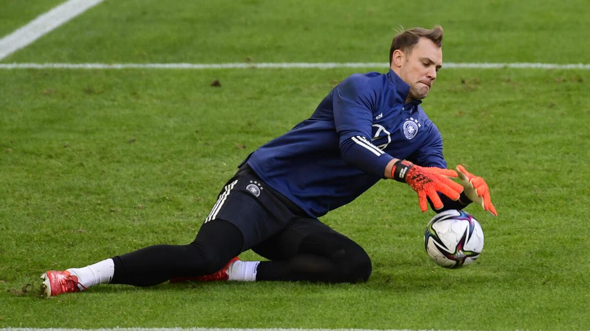 Manuel Neuer sidelined with knee injury for weeks - Sportstar