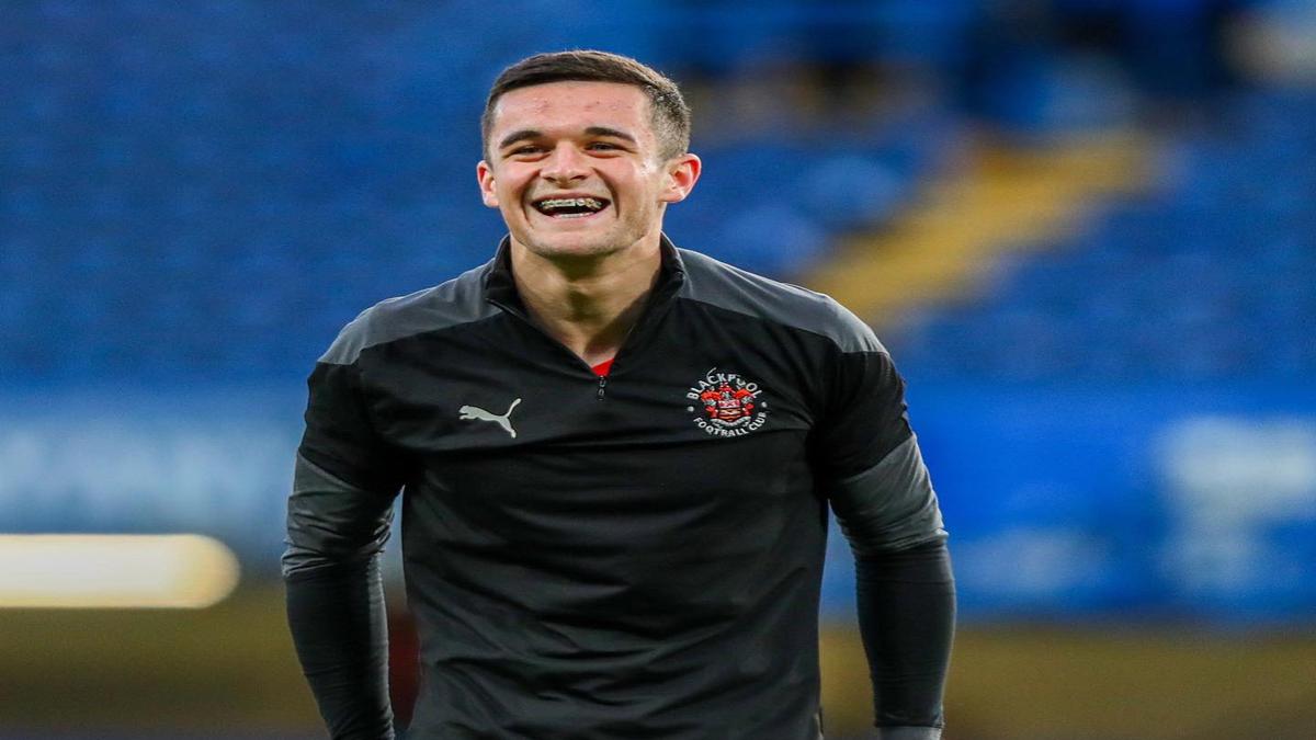 Blackpool's Jake Daniels comes out as gay, football community unites in ...