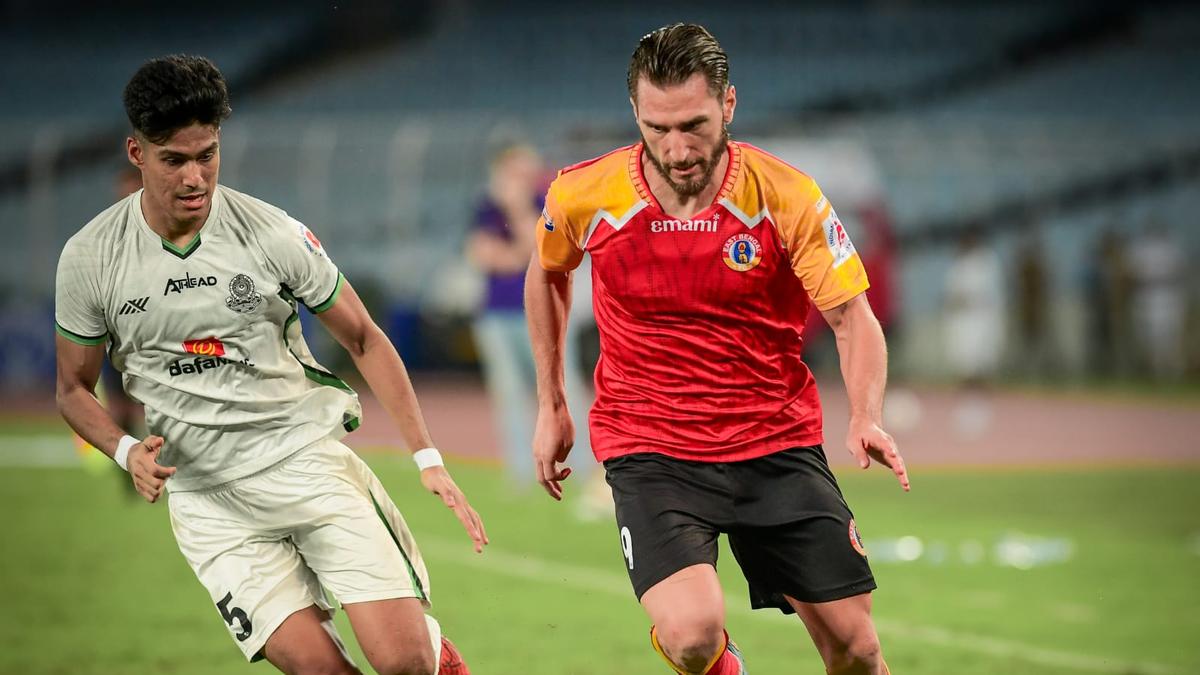 East Bengal vs NorthEast United LIVE Score, ISL 2024-25: EBFC 1-0 NEUFC ...