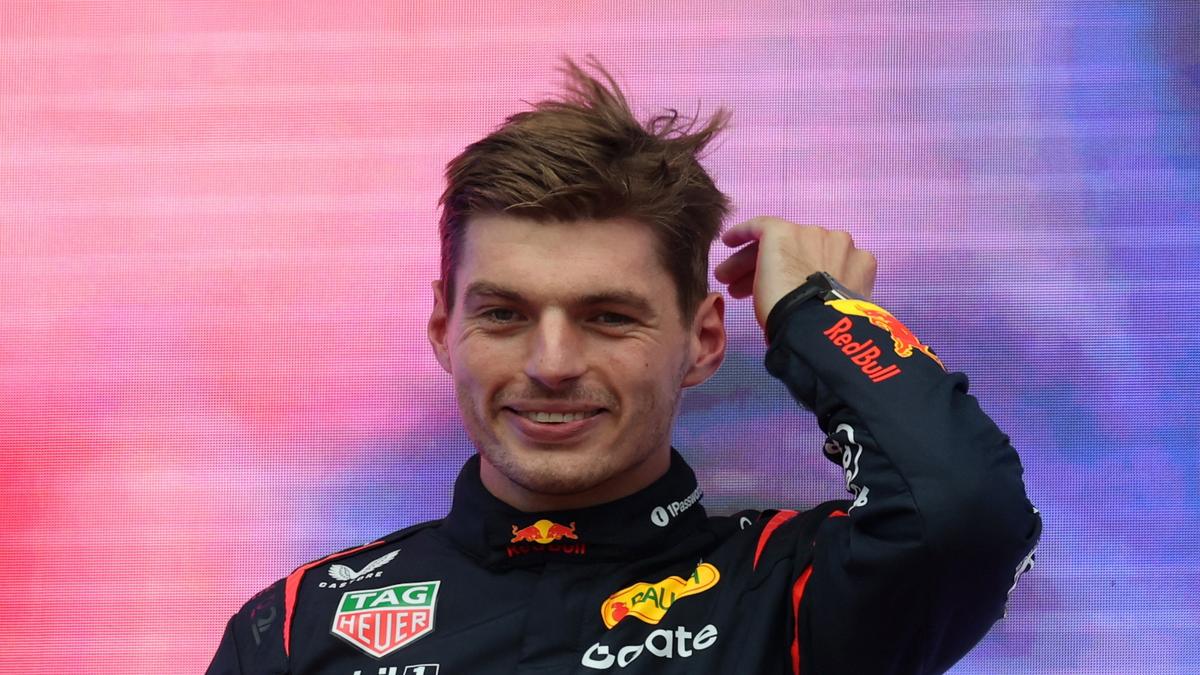 Azerbaijan Grand Prix: Verstappen wins in Baku after Piastri crashes ...