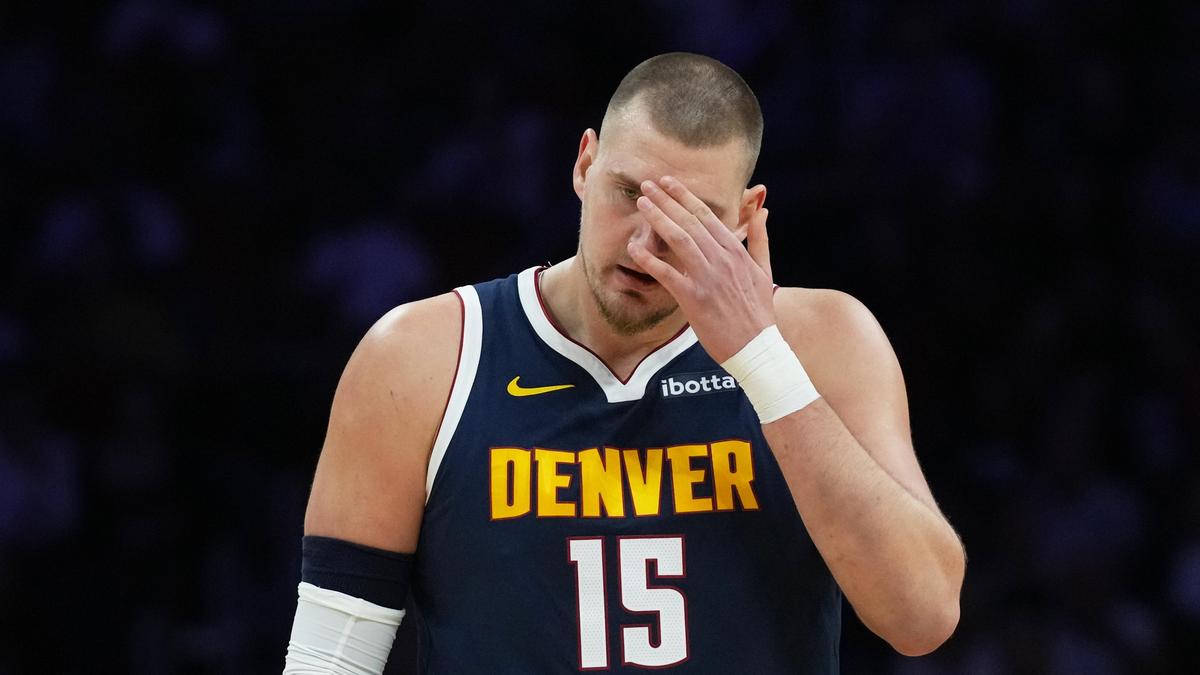 NBA roundup: Denver Nuggets falls to Miami Heat; Nikola Jokic sustains ...