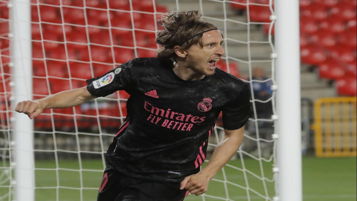 Luka Modric extends Real Madrid contract to June 2022 - Sportstar
