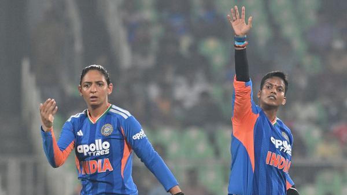 ICC T20 Rankings: Harmanpreet moves up two places, Deepti loses top ...