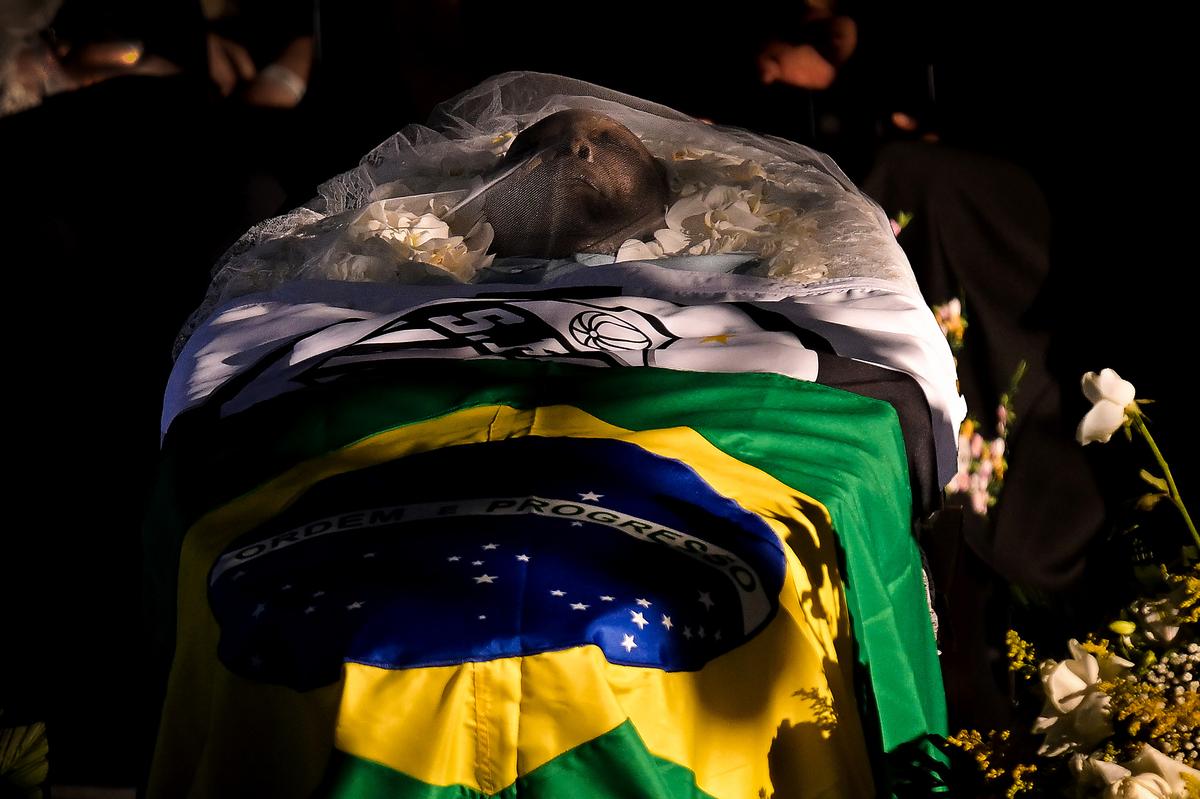 Pele’s wake ceremony, in pictures: FIFA president Infantino, family and ...