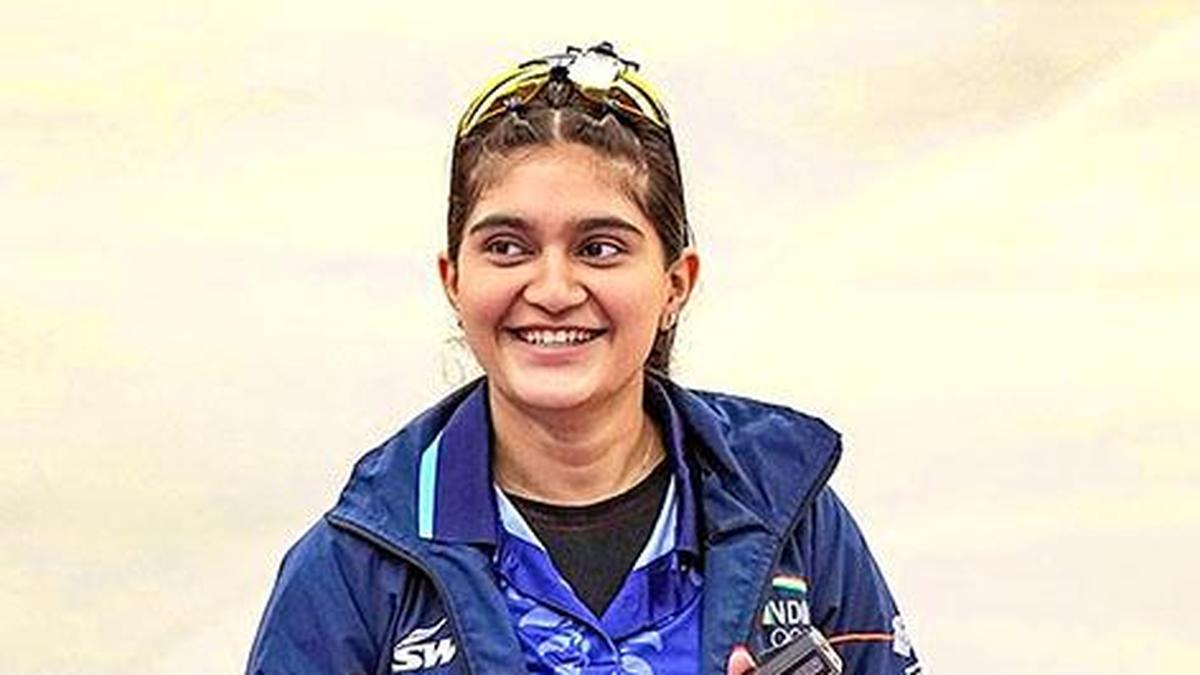 Esha Singh breaks World Record in women’s 25m pistol shooting at ISSF ...