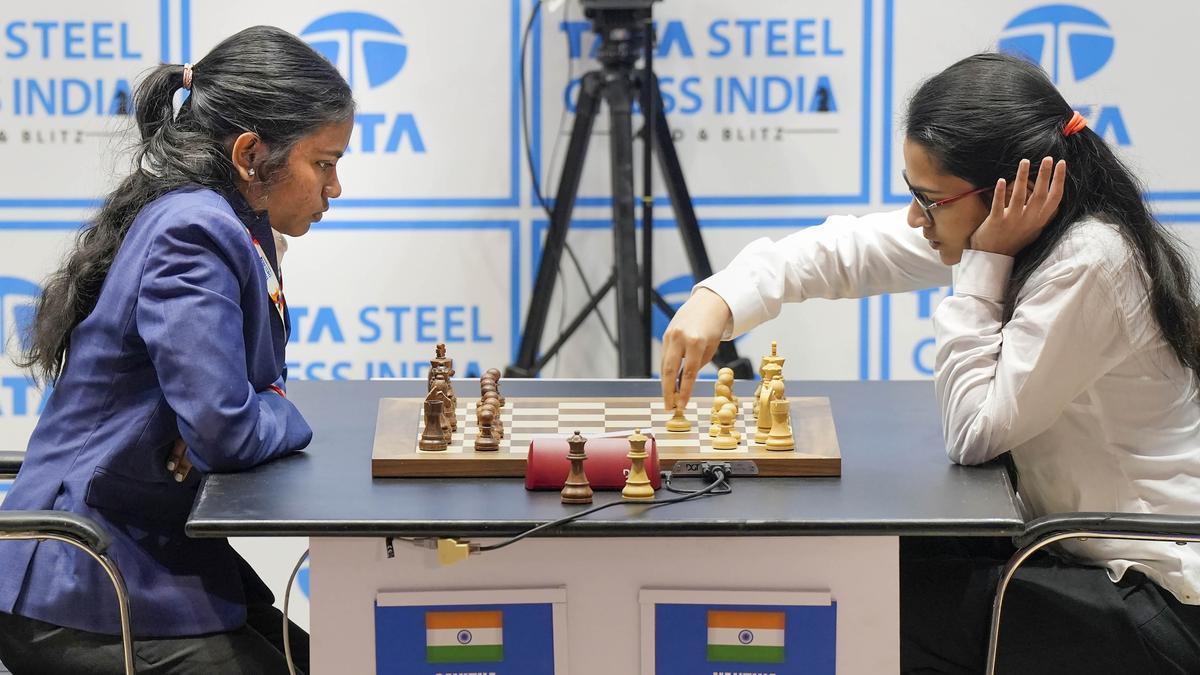 Savitha Shri, 15, wins World rapid chess bronze on debut; Vishy Anand ...