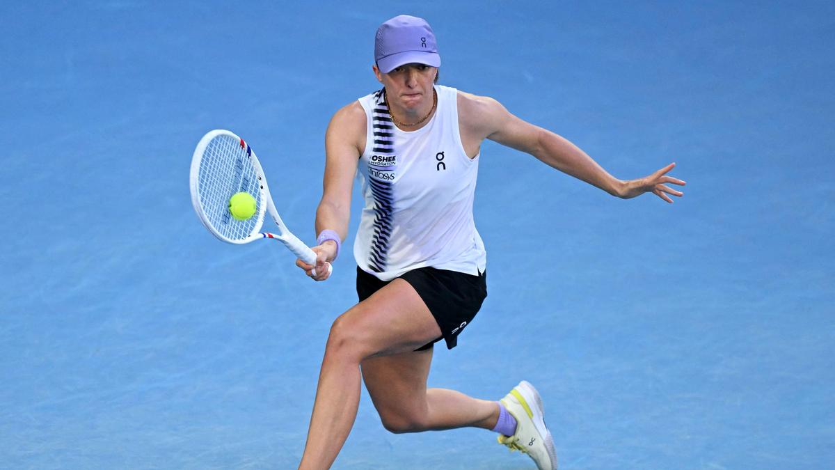 Australian Open 2026: Rampant Swiatek ends Inglis fairytale to enter ...