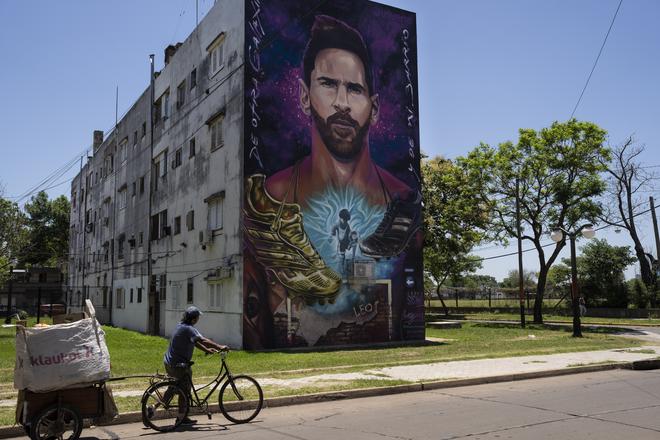 Argentina vs France, FIFA World Cup final: Messi gets love from Rosario ...