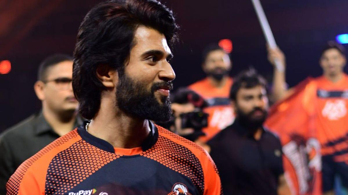 Vijay Deverakonda becomes co-owner of Prime Volleyball League side ...