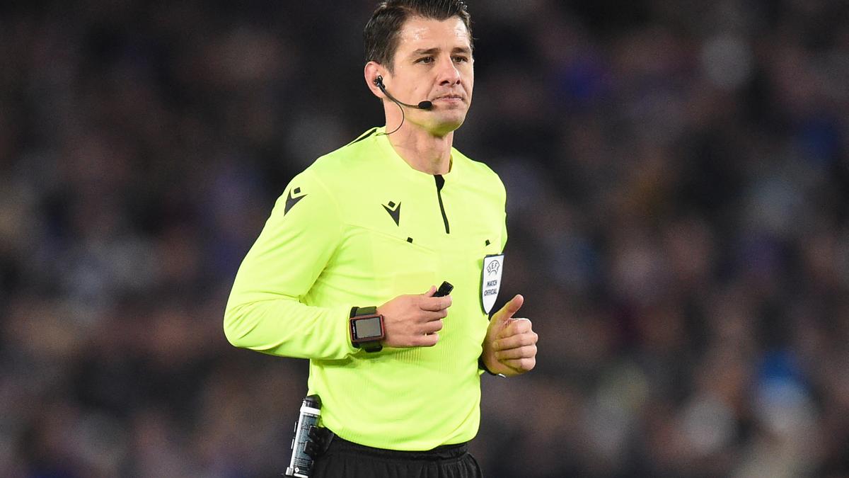 FIFA condemns ‘totally unacceptable’ attack on Turkish referee Halil ...