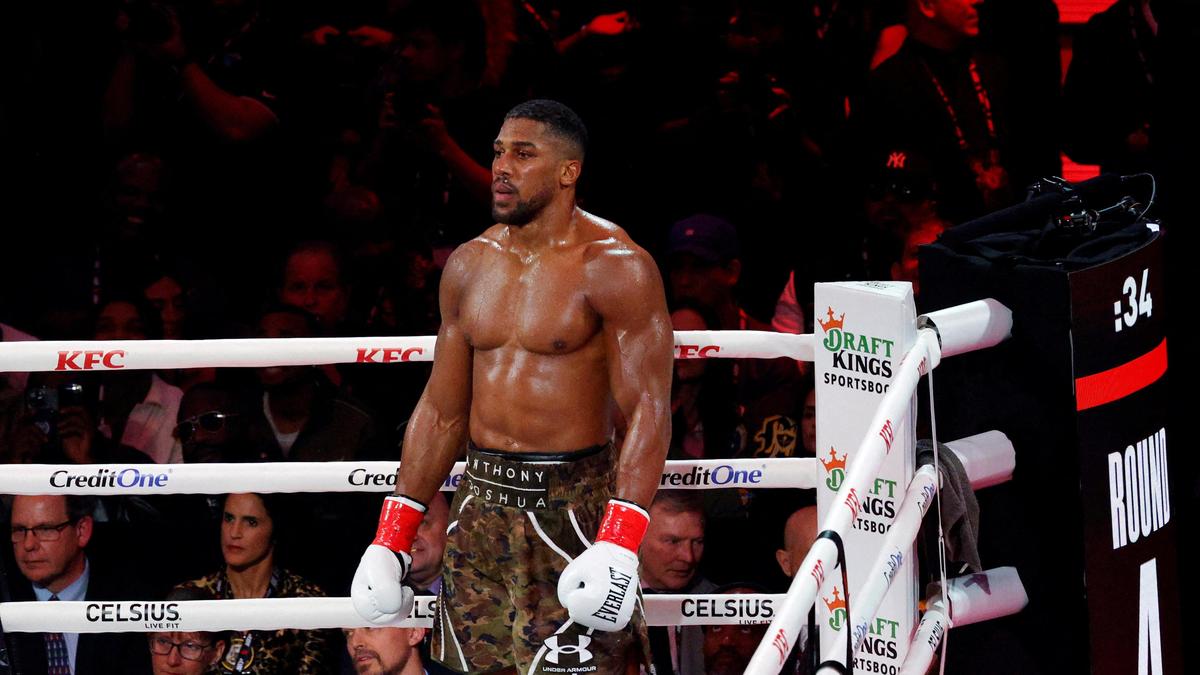 Anthony Joshua makes first public comments since fatal crash - Sportstar
