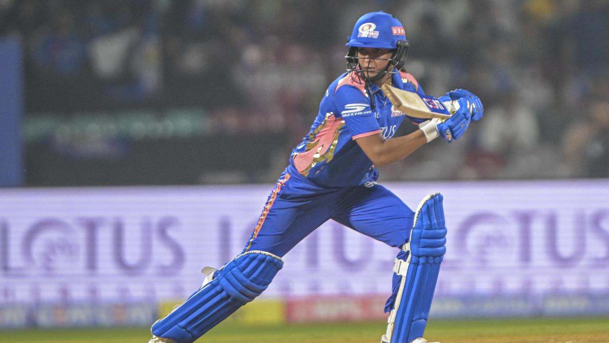 Harmanpreet Kaur becomes second player to reach 1000 runs in WPL ...