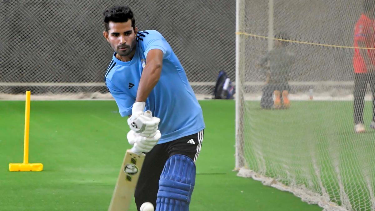 Deodhar Trophy: East Zone has its hands full against a strong Central ...