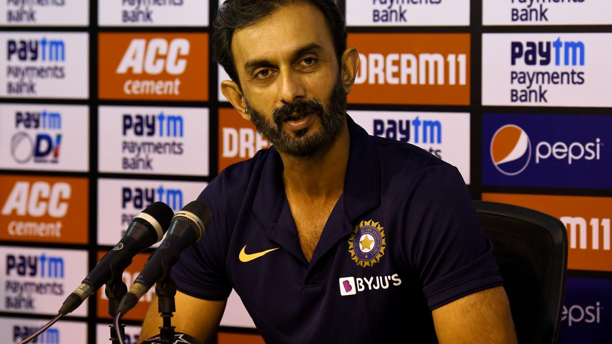 VIDEO - Vikram Rathour on Ishan vs Rahul selection conundrum: It’s a ...